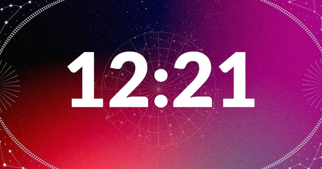 Hora invertida 12:21: ¿qué significa ver esa hora en tu reloj?